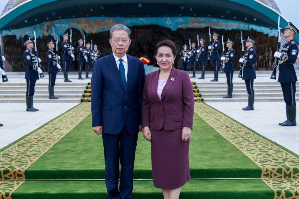 Chinese delegation visits Uzbekistan